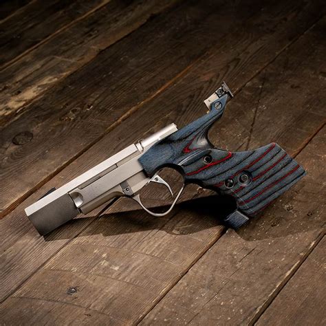 Pistol Unique Des96 U 22lr Höger Sportec