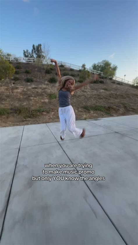 Julia Lyons Julialyonsmusic • Instagram Photos And Videos