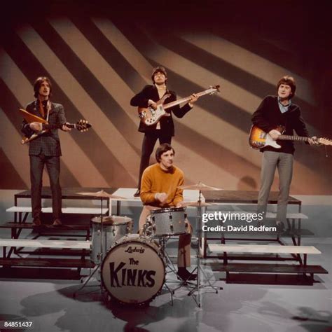 The Kinks Photos Photos And Premium High Res Pictures Getty Images