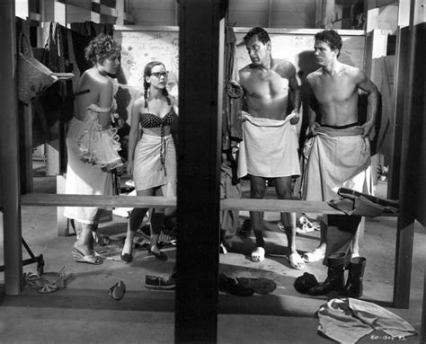Kim Novak Susan Strasberg William Holden And Cliff Robertson In A