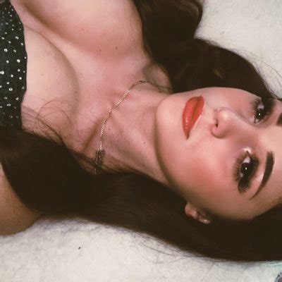 Your Fav Itszoeyava Posts X