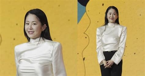 고현정 언제나 리즈 동안 미모 각선미 뽐낸 시크한 블랙앤화이트룩 패션엔