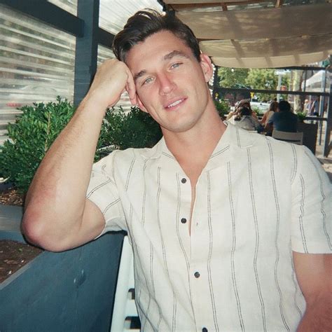 Tyler Cameron Promiflash