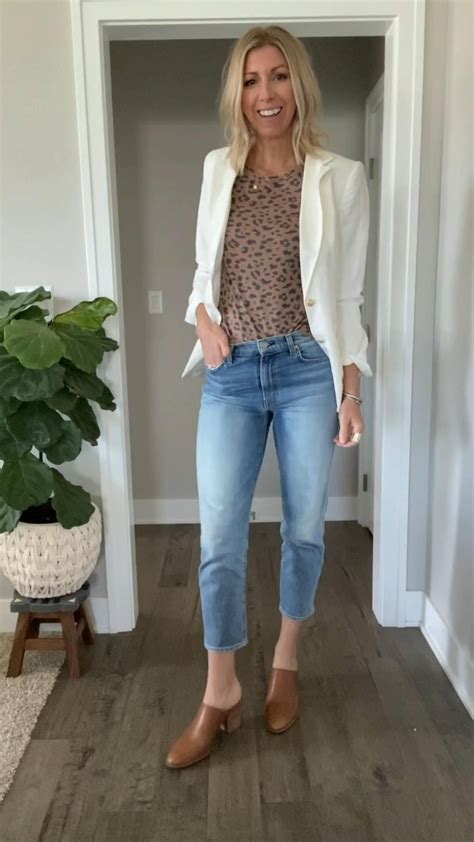 Ways To Wear White Jeans In Winter Artofit