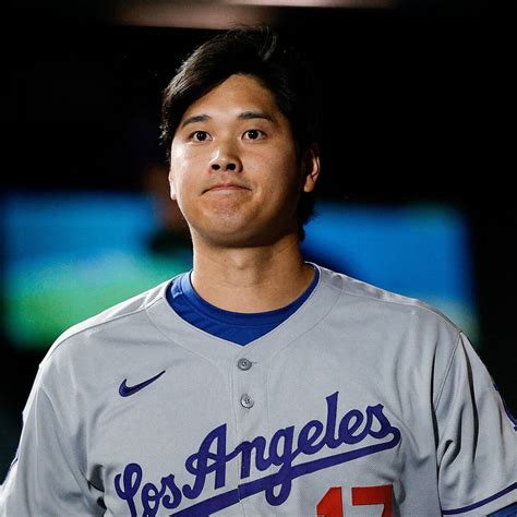 大谷翔平はレントゲン検査せず「ゆっくり寝るように」とロバーツ監督450日ぶりスタメン外も翌パドレス戦の出場は示唆 Baseball