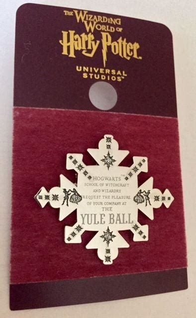 Wizarding World Harry Potter Yule Ball Invitation Snowflake Pinbadge