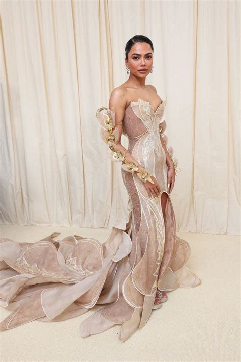 Meet Mona Patel The Entrepreneur And Philanthropist Who Stole The Show