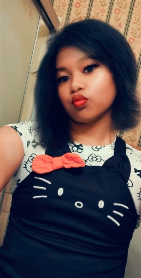 Hello Kitty Dress Girl Snapchat Filter Scrolller