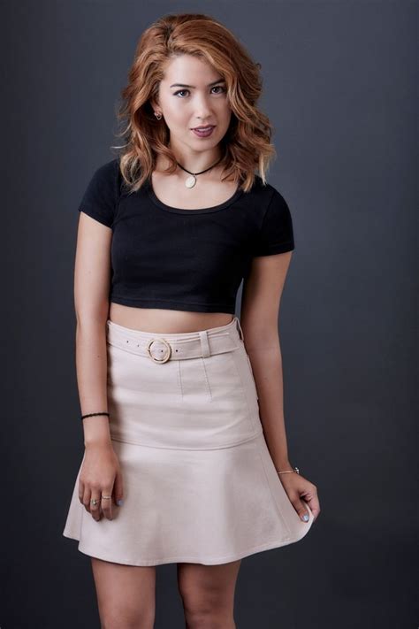Nichole Bloom Picture