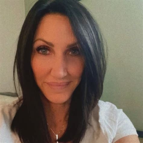 Laura Lynn Lauralynnentertainment • Threads Say More