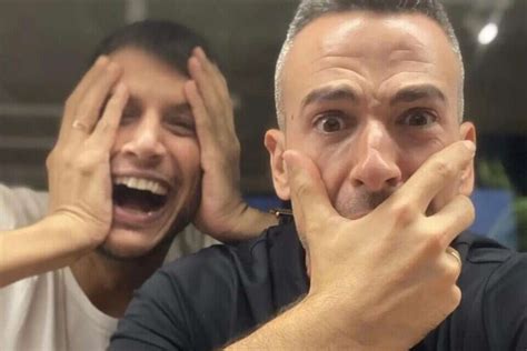 בכיתי שעה וחצי אסי עזר הפתיע את אלברט