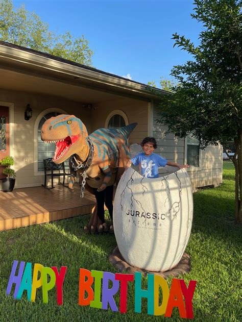 Trex Appearance For Dinosaur Theme Party Dinosaur Theme Party