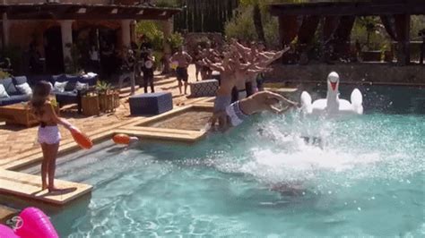  Pool Party Abc Season 12 Animated  On Er