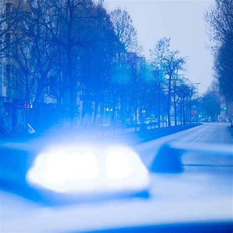 Aus Angst Vor Peinlichen Sex Videos Auf Tiktok Stach Berliner 31 Sein