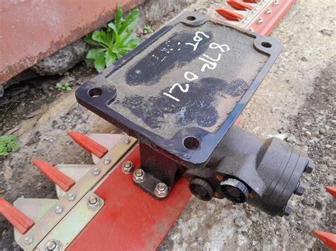 1 8m Long Hydraulic Finger Bar Mower