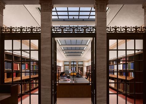 Wilkinson Eyre Inserts Contemporary Details Into Oxford University Library