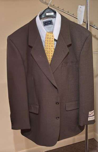 Gino Cappelli Brown Suit With Shirt And Tie Ford Brothers Inc