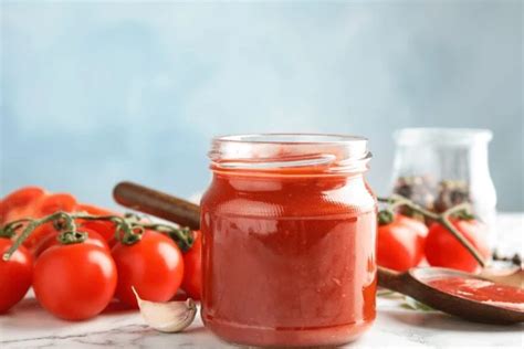 Tomato Puree Vs Paste Whats The Difference And How To Use Them