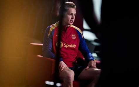 باريس سان جيرمان يدخل الصراع لضم دي يونج من برشلونة بطولات