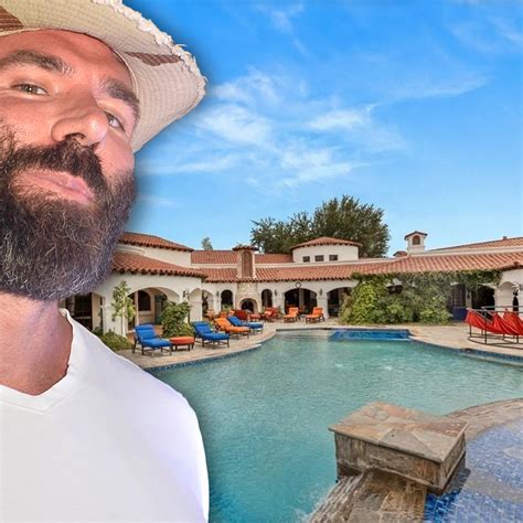Casa De Dan Bilzerian Dan Bilzerians Abandoned 28000 Square Foot