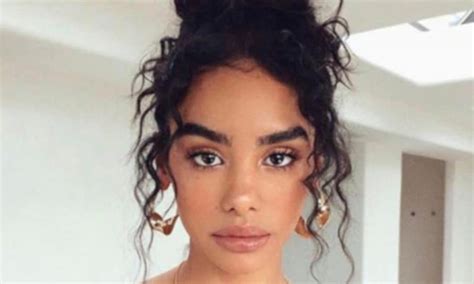 Sexy Easy Hairstyles For Curly Hair