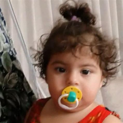 Javanan 🎬 وقتی لیلا فروهر با آن نگاه معصومانه و صدای مهربانش، کنار سعید کنگرانی، پسر همیشه