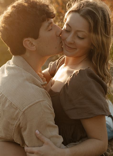 Avery Kate Photography Michigan Wedding Photographer