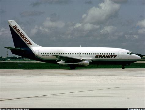 Boeing 737 247 Braniff Aviation Photo 0472959