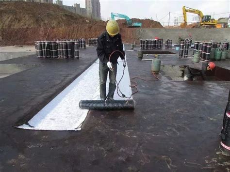 弹性体sbs改性沥青防水卷材 屋面建筑室外热熔型屋面补漏防水材料 阿里巴巴