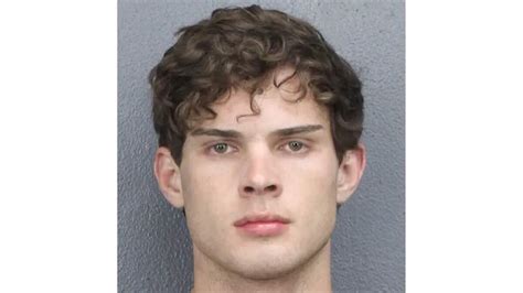 Controversial Streamer Clavicular Arrested 963 Star Country