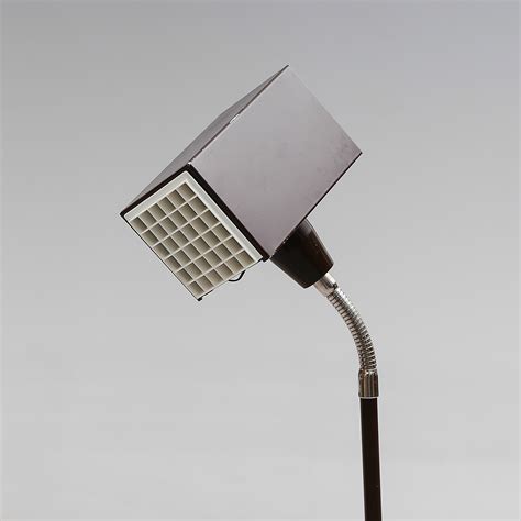 Golv Och Bordslampor 2 St Kuben Danmark 1900 Talets Andra Hälft Bukowskis