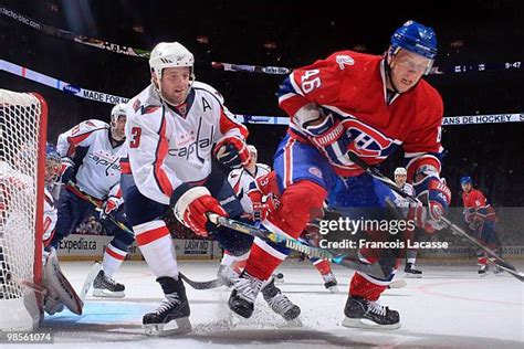 Tom Poti Capitals Photos And Premium High Res Pictures Getty Images
