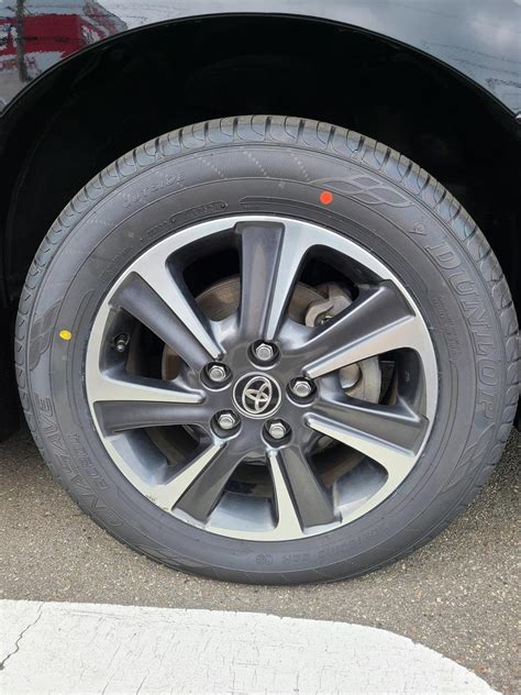 DUNLOP ENASAVE EC204 のパーツレビュー | ヴォクシー(桃タロウ) | みんカラ