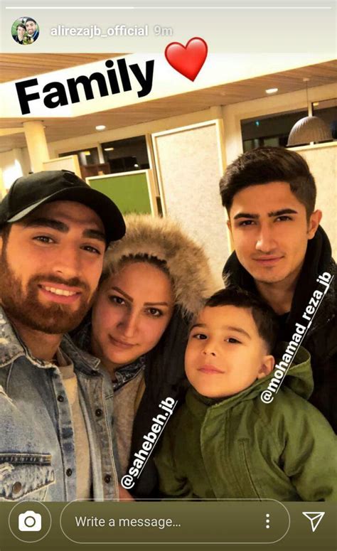 ورزشکاران ایران در شبکه های اجتماعی؛ 25 اسفند 1396 طرفداری