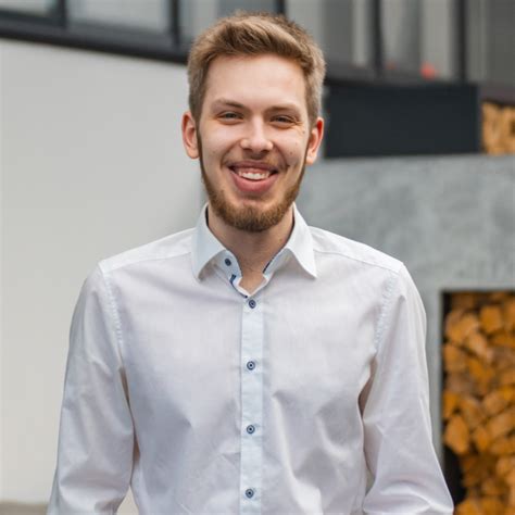 Lucas Schmidt Geschäftsführer Lupro Mediamanagement Xing