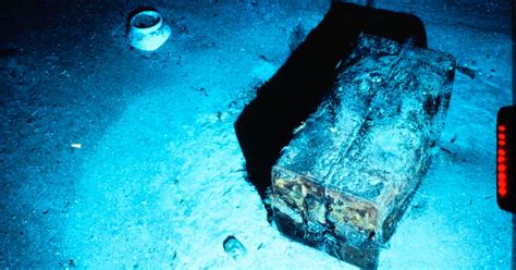 Treasures From Ship Of Gold Wreckage Up For Auction 165 Years After