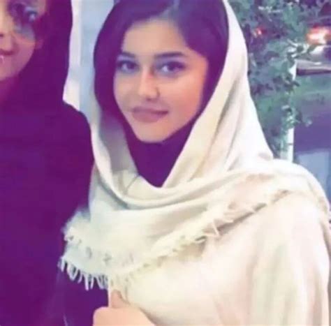 Who Is Mohammad Reza Golzars Wife