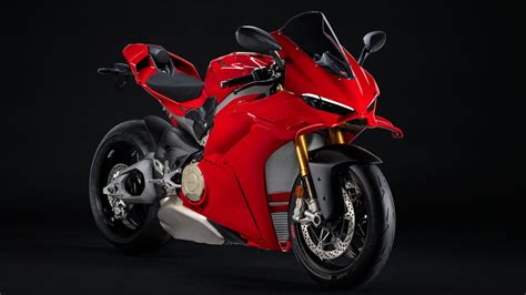 New 2025 Panigale V4 Wonder Engineered Ducati Store News