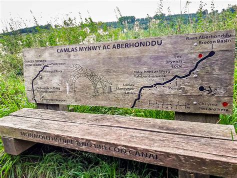 A Walk Along The Monmouthshire And Brecon Canal Baldhiker