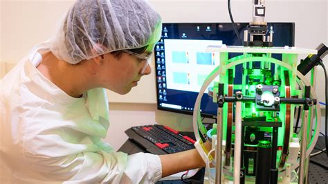 Diamond Microscope Reveals Slow Crawl Of Earths Ancient Crust