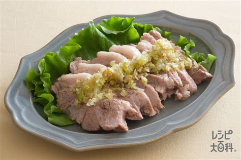塩豚風のねぎ塩レモンだれの献立（副菜：炒めしらたきあえ、汁物：ズッキーニとパプリカのうま塩豚汁）｜献立・メニュー｜【味の素パーク】たべる楽しさ