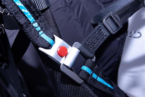 2 Light Tandem Pilot Harness Apco Aviation Ltd