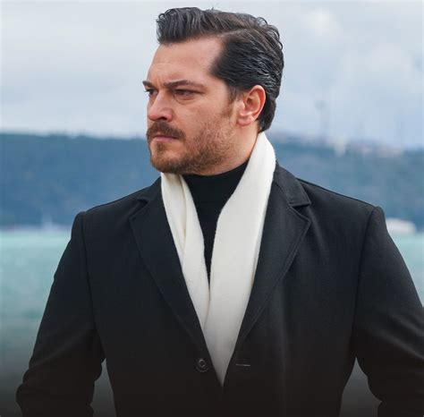 صوتهاا وكلمات الاغنيه تجننن By ‎مسلسل حلم أشرف Eşref Rüya‎ It Wont Be Possible To Walk