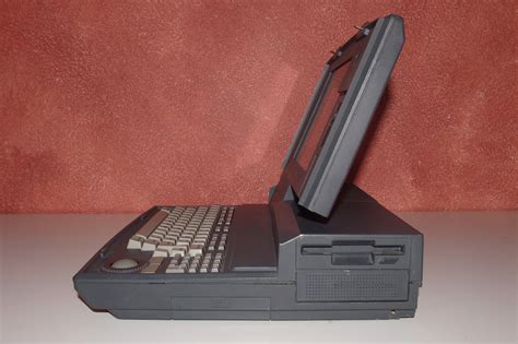 Atari Stacy Laptop Atarimuseum De