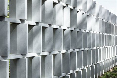 Nendo Walls Japanese Home With Co2 Suicom Concrete Blocks