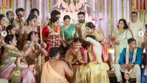 நேற்று கல்யாணம் இன்று செம பதிவு விஜயகுமாரின் பேத்தி செய்த நெகிழ்ச்சி குவியும் வாழ்த்துக்கள்