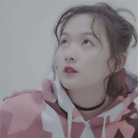 超高顏值清純e奶靚妹 石高慧 泄密完整版高清無水印 性趣贴图