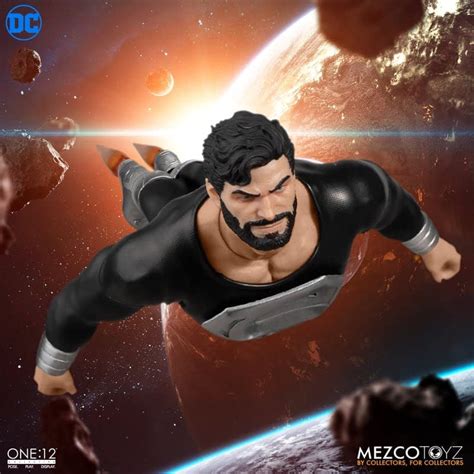 Witness The Resurrection Of Superman With Mezco Toyz One12 Collective