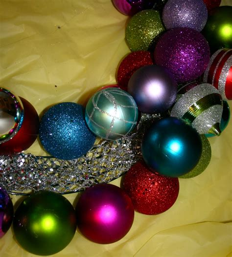 Smart Bottom Enterprises Christmas Ornament Wreath