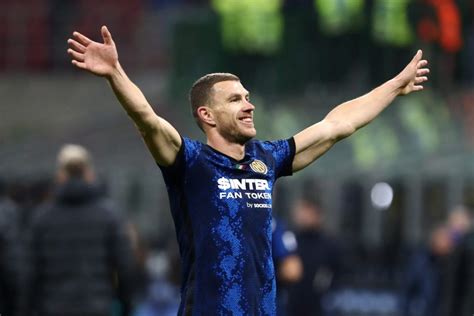 Edin Dzeko Gave Up A Chunk Of His Salary To Make The Move To Inter